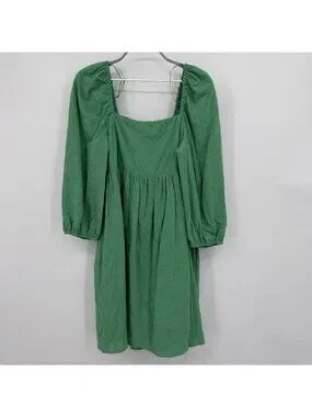 Tuckernuck | Dresses | Pomander Place Tuckernuck Green Embroidered Puff ...